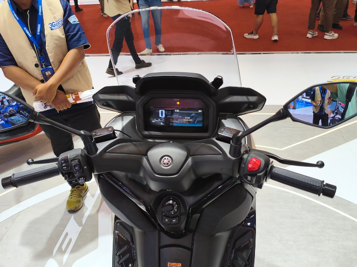Detail Premium yang Beda di XMAX Connected TechMAX 2025