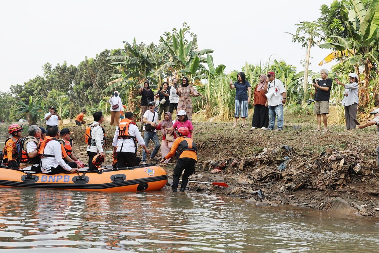 Pendangkalan dan Penyempitan Sungai Angke Diduga Penyebab Banjir Tangsel