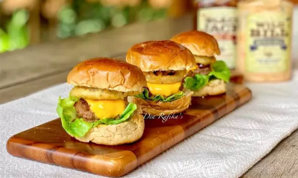 17 Ide Nama Usaha Burger Mini Kekinian Ala Gen Z yang Unik dan Menarik