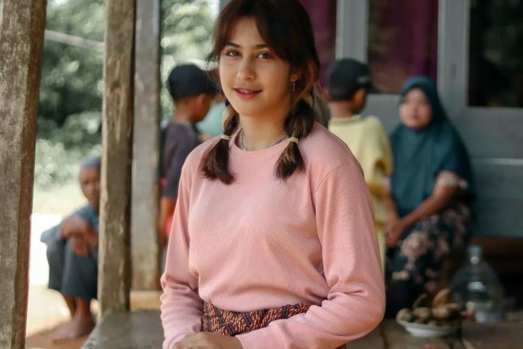Sosok Gadis Desa Cantik Keturunan Palestina yang Viral, Diduga ...