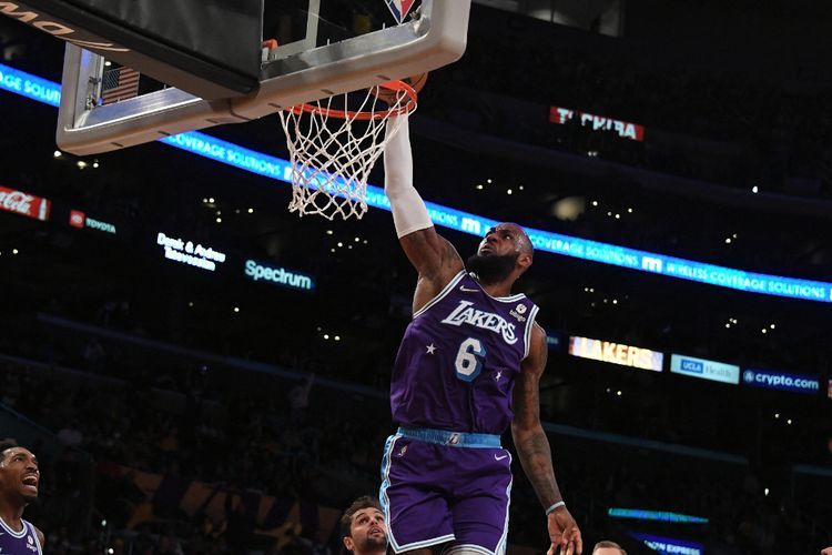 LeBron James Akhirnya Tampil Botak, Ikuti Jejak Legenda NBA Lainnya