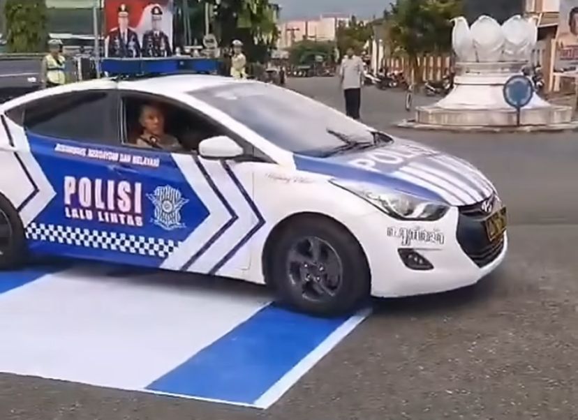 Mobil Polantas Lindas Bendera Israel di Banjarnegara, Kasat Lantas ...