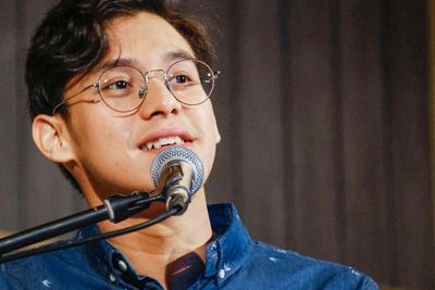 12 Lagu Ardhito Pramono yang Terkenal Viral, Liriknya Mendalam!