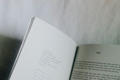 15 Contoh Puisi Bahasa Inggris yang Singkat dan Pendek, Simple!