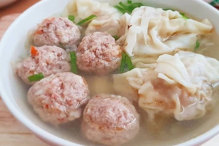 17 Ide Nama Usaha Sup Pangsit Ayam yang Kekinian dan Bikin Ngiler